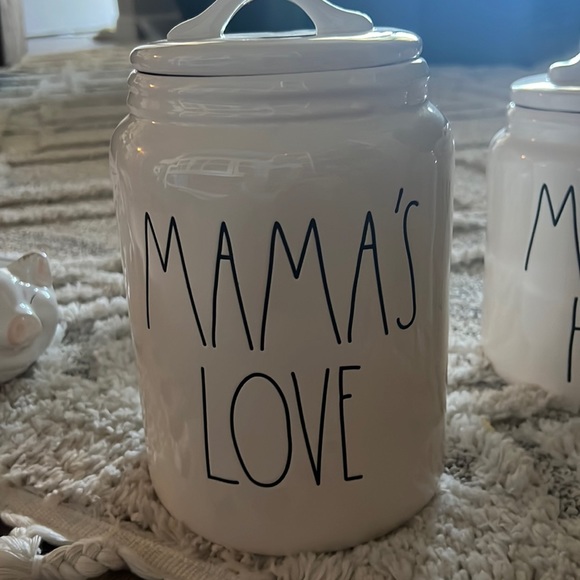 Rae Dunn | Other | Rae Dunn Mamas Love Canister | Poshmark